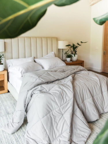 A Guide to Bedding & Linen Product Photography with Jennifer Adams ...